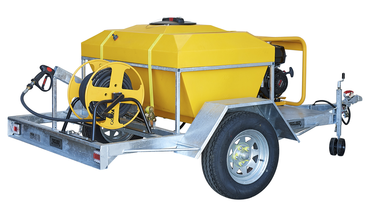 Trailerised Petrol Powered YR PRO Water Blaster 3700 psi 500 Litre Tank ...
