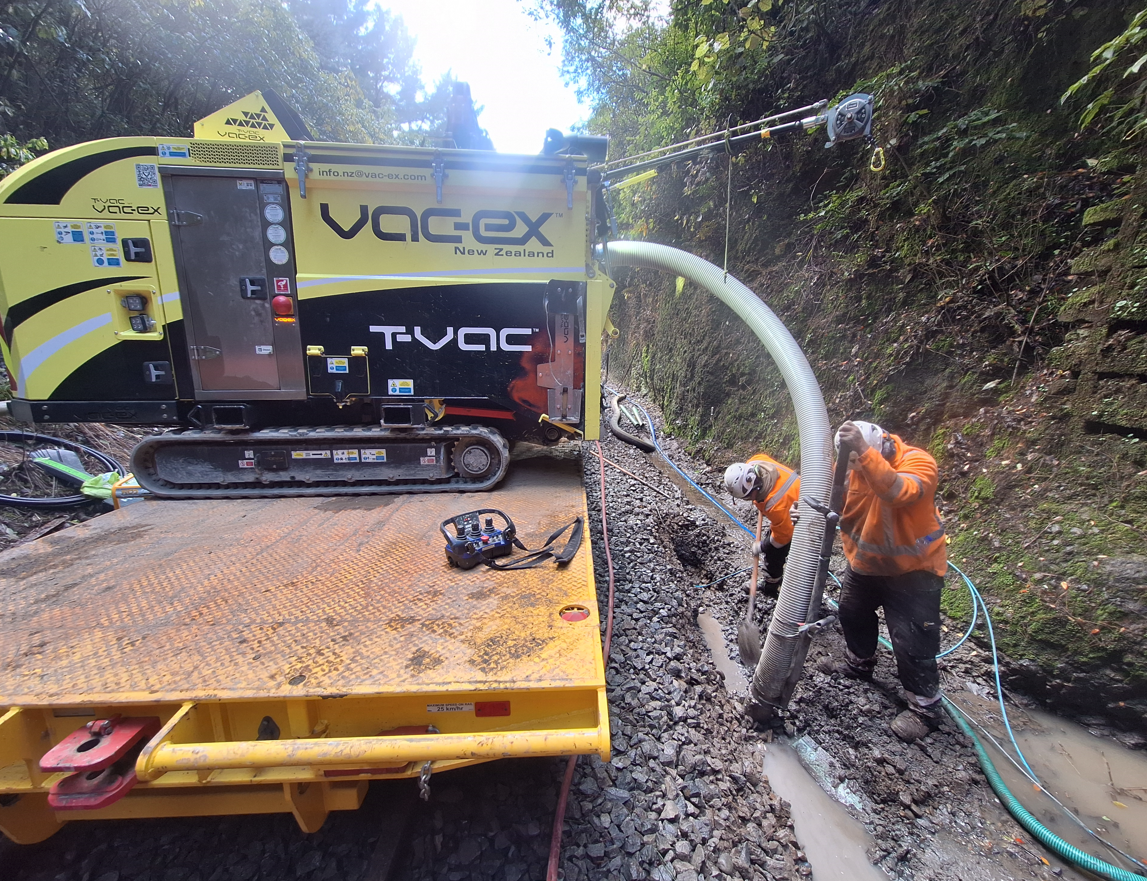 Vac-Ex T-VAC 2 Solves Rail Issues | YRCO
